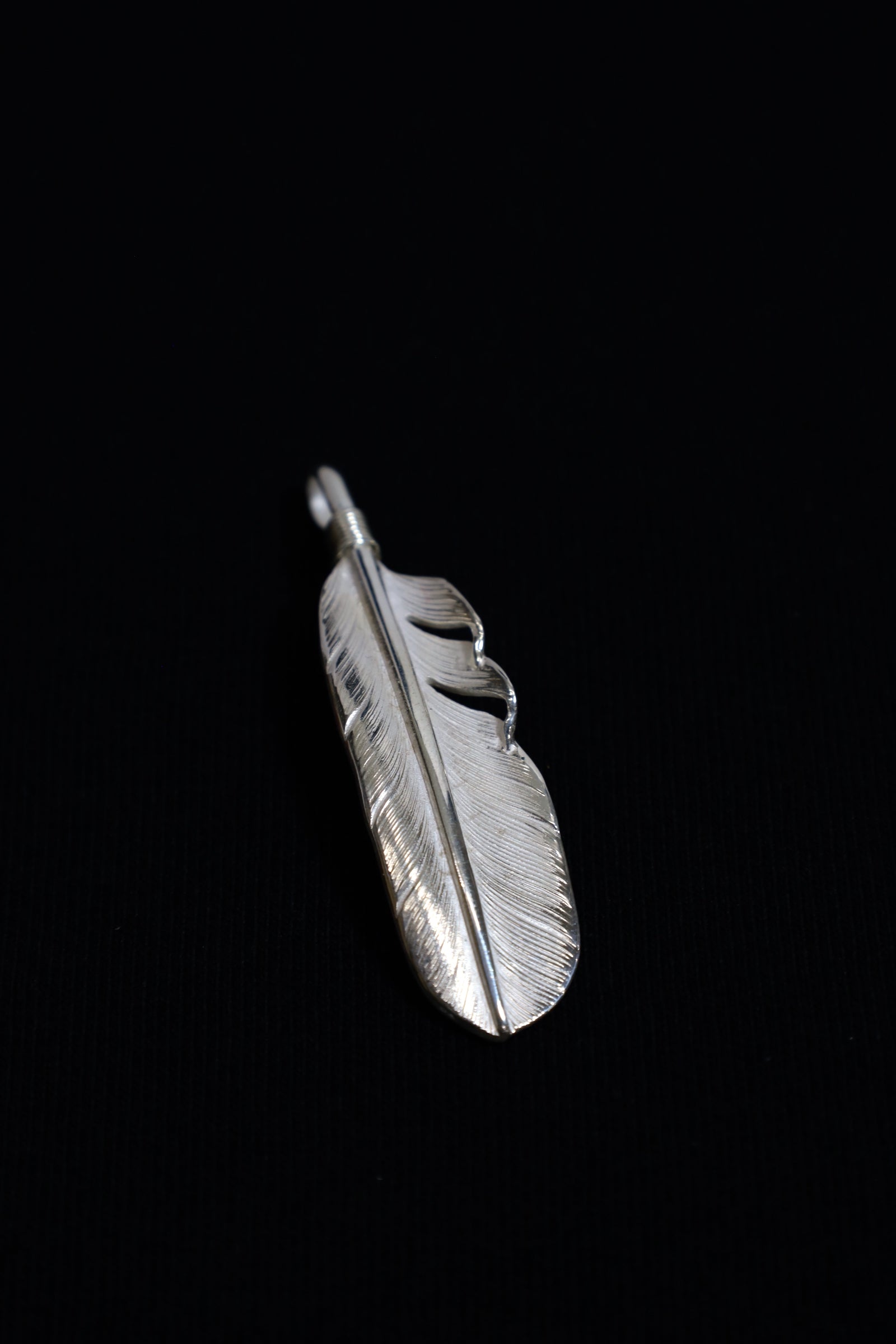 SUNSHINE STUDIO / Feather Top Left-M – redtriangle