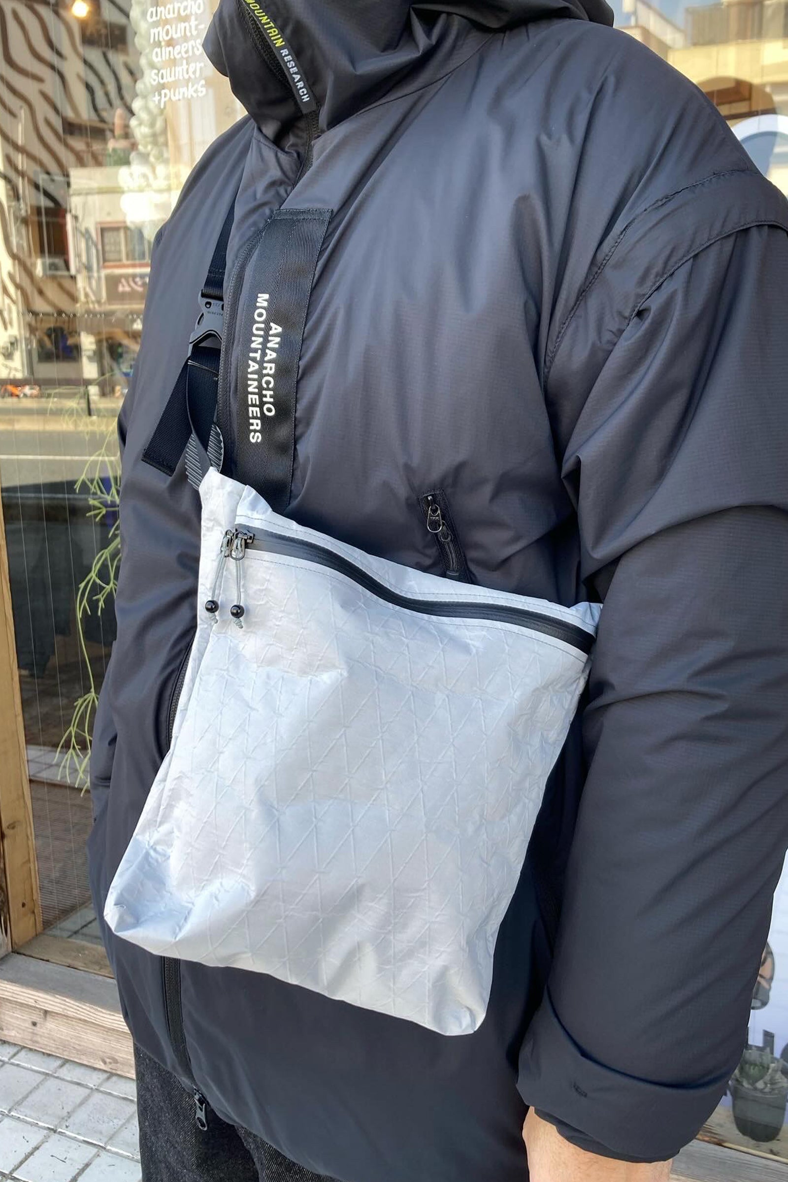 TANIMA / TANI'MONKY' HUG hugging by ATELIER Wabee-Sabee - 反転Black ...